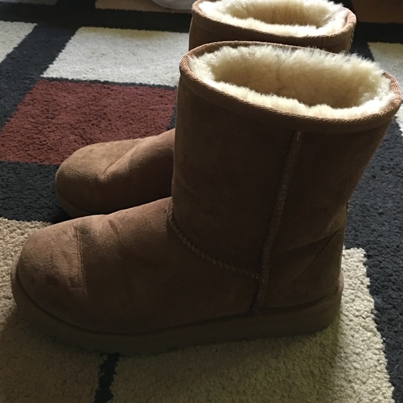 UGG | Shoes | Ugg Short Boot Camel Color | Poshmark