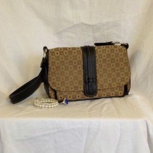 Liz Claiborne | Bags | On The Town Villager By Liz Claiborne Purse ...