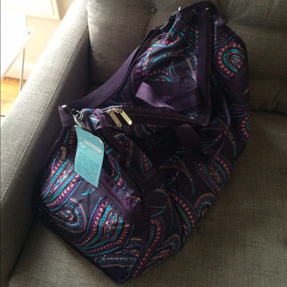 Lesportsac | Bags | Le Sportsac Xl Weekender Duffel Bag | Poshmark