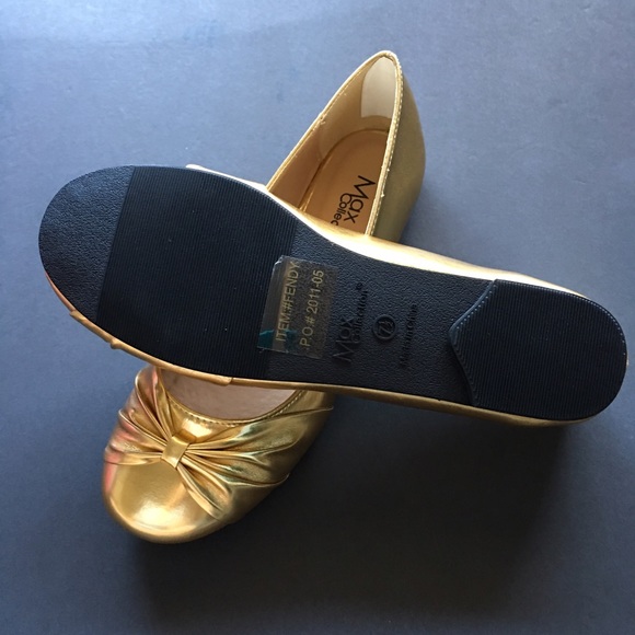 Max Collection | Shoes | Golden Flat Shoes | Poshmark