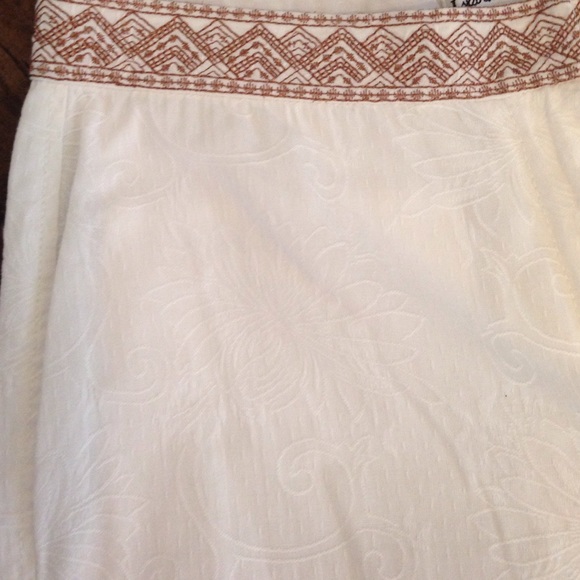 Island Republic | Pants & Jumpsuits | Embossed Cream Capris | Poshmark