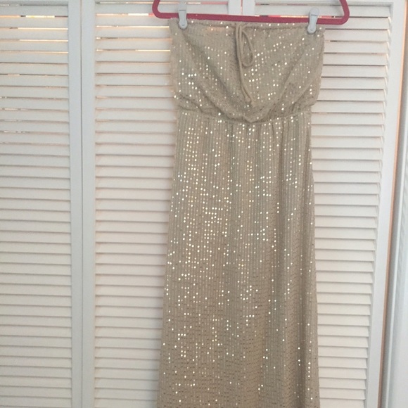 The Limited | Dresses | Limited Outback Red Sequin Maxi Dress | Poshmark