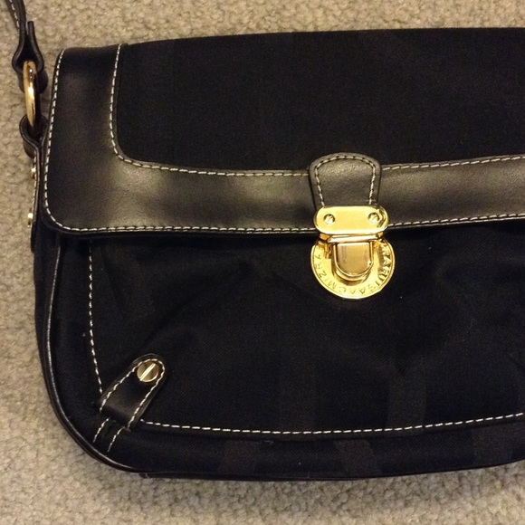 Isaac Mizrahi | Bags | Isaac Mizrahi Black Purse | Poshmark