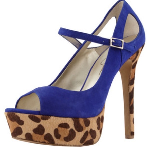 Jessica Simpson | Shoes | Jessica Simpson Electric Blue Giraffe Print ...