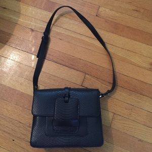 33% off Nasty Gal Handbags - #5086 🦁💛 New Arrival puff piece muff bag ...