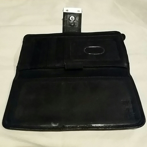 Wilsons Leather | Bags | Wilsons Leather Pelle Studio Black Wallet ...