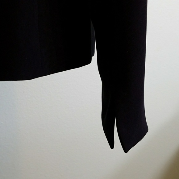 Anne Klein | Jackets & Coats | Anne Klein 5 Button Slit Wrist Suit ...