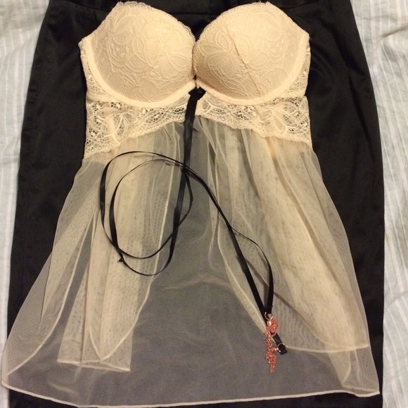 PINK Victoria's Secret | Intimates & Sleepwear | Lacy Blush Pink ...