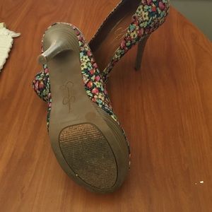 Jessica Simpson | Shoes | Jessica Simpson Floral Heels | Poshmark
