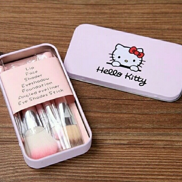 Makeup | New 7pcs Hello Kitty Makeup Brush Set | Poshmark