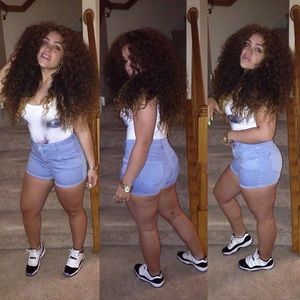 Kay's Closet (@kayg0ldi) | Poshmark