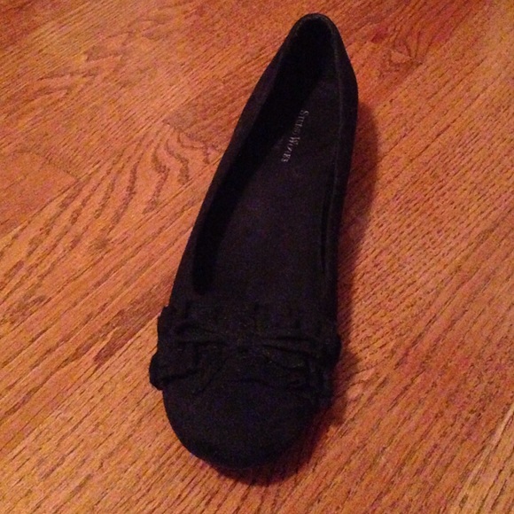 Studio Works | Shoes | Final Sale Studio Works Black Flats | Poshmark