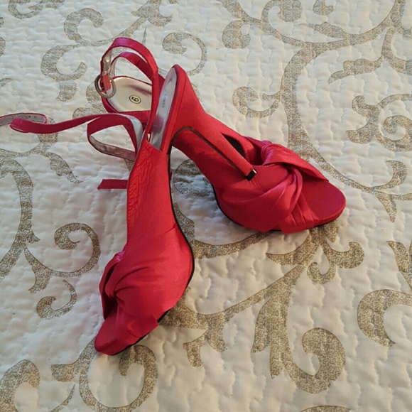 unknown | Shoes | Magenta Color Ankle Strap Heel Shoes | Poshmark