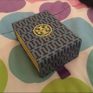 tory burch gift box on Poshmark