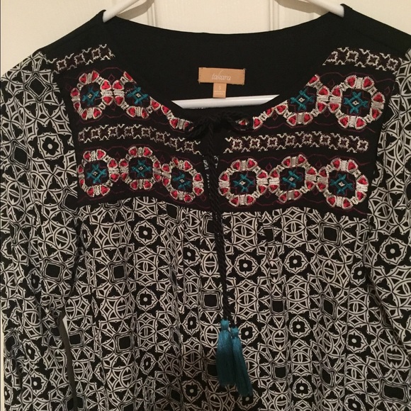 Takara | Tops | Takara Bell Sleeve Top Size Small Brand New | Poshmark
