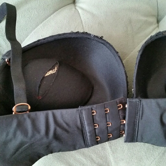 gossard | Intimates & Sleepwear | Gossard Black Sequin Strapless Bra ...