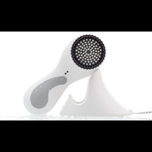 clarisonic on Poshmark