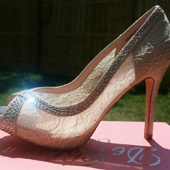 De Blossom Collection | Shoes | Gorgeous Lace And Crystal Heels | Poshmark