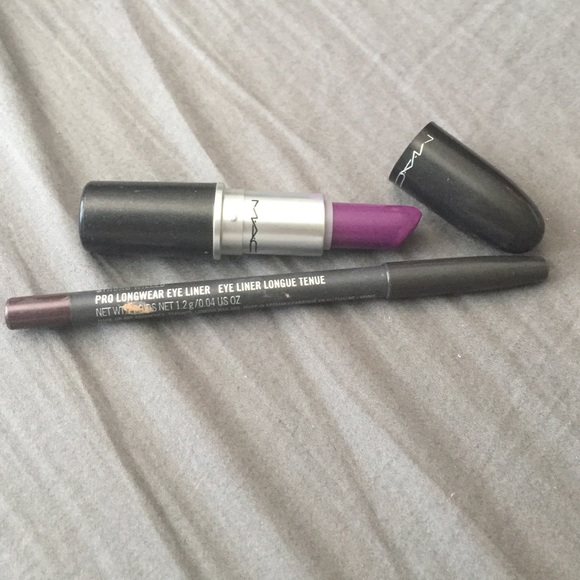 MAC Cosmetics | Makeup | Lipstick Heroin Is The Color And Eye Liner ...