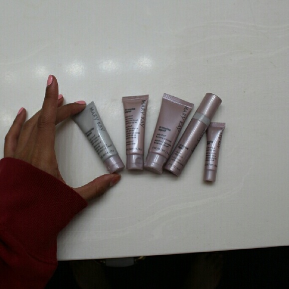 Mary Kay | Makeup | Mary Kay Timewise Repair Mini Set | Poshmark