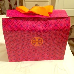tory burch gift box on Poshmark
