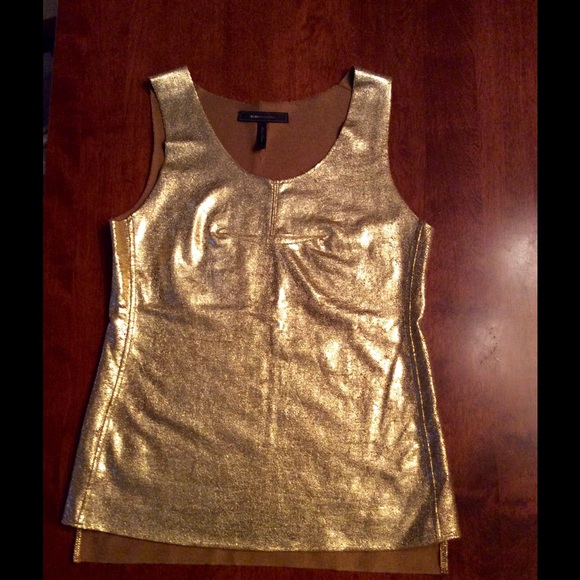 Sleeveless Metallic Gold Top - Gem