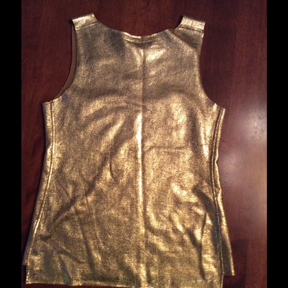 Sleeveless Metallic Gold Top - Gem