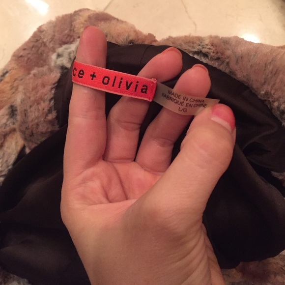 Alice + Olivia | Jackets & Coats | Alice Olivia Faux Fur Vests | Poshmark