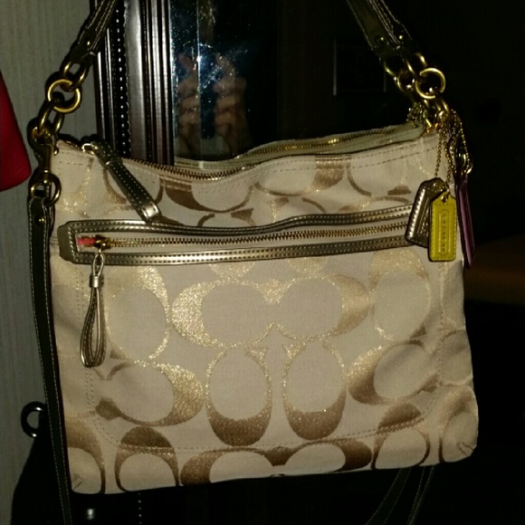 Coach | Bags | Coach Poppy Hippie Signature Crossbody | Poshmark