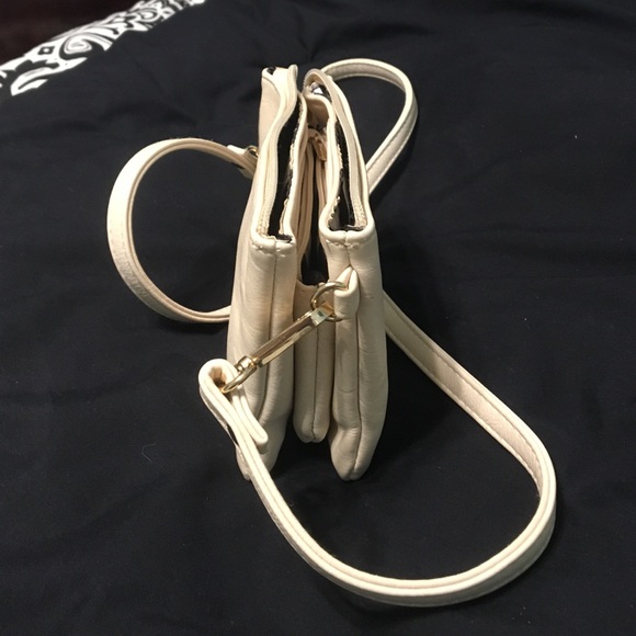 Charming Charlie | Bags | Cross Body Cream Purse | Poshmark