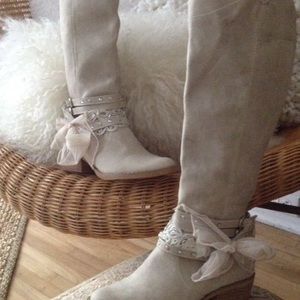 Not Rated - 🌹TODAY ONLY SALE🌹Not Rated Ivory Color Boots from Cecilia's ...