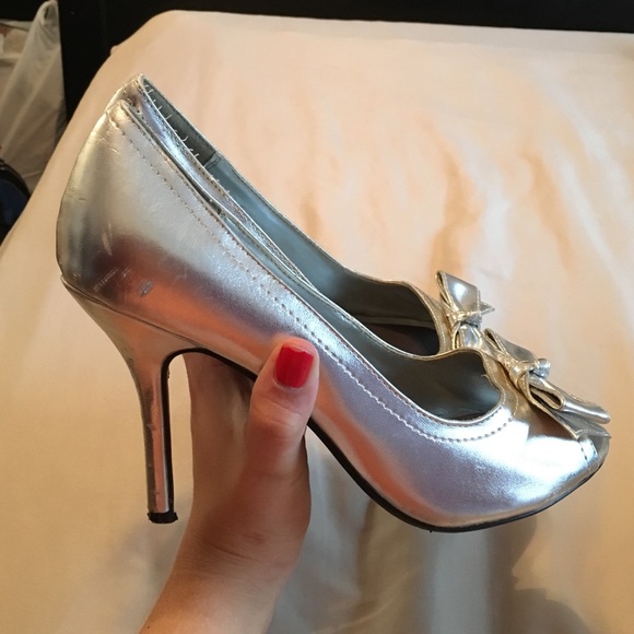 Shoes | Silver Bow Heels | Poshmark