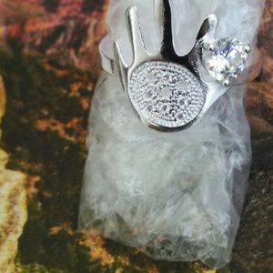 unbranded | Jewelry | Women Hand Shape Ring Size 7 | Poshmark