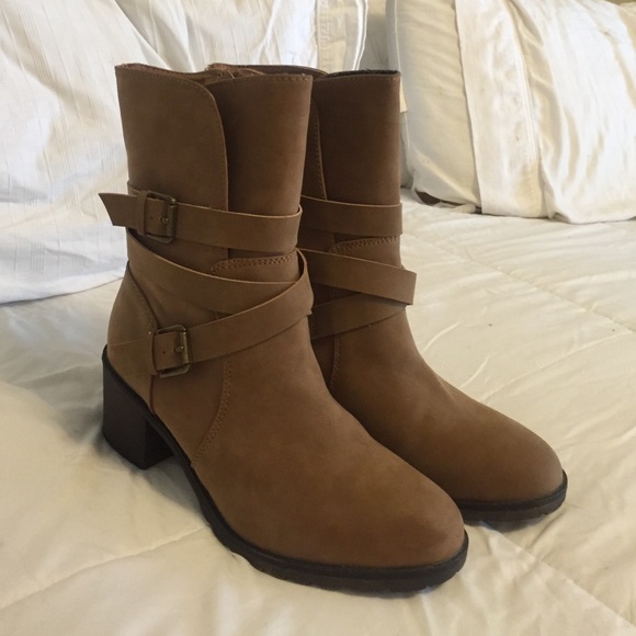 Rampage | Shoes | Super Cute Tan Booties | Poshmark