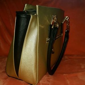 Andrew Marc | Bags | Marc New York Purse | Poshmark