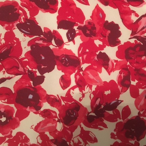 Who What Wear | Dresses | Beautiful Red Patterned Dress | Poshmark