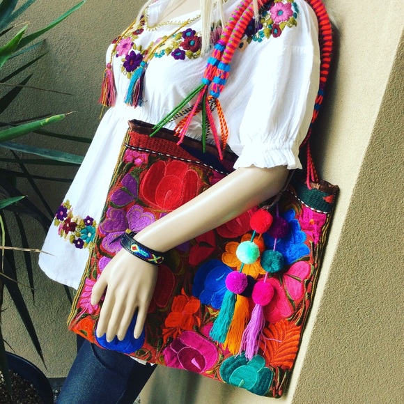 Cielito Lindo | Bags | Hpnew Boho Floral Embroidered Handbag Tote Bag ...