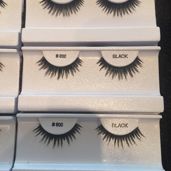 Makeup | Lot Of 1 Lashes 600 100 Human Hair | Poshmark