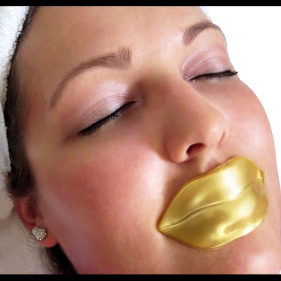 Other | 24k Gold Collagen Lip Mask | Poshmark