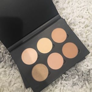 25% off Anastasia Beverly Hills Other - ABH Cream contour palette from ...