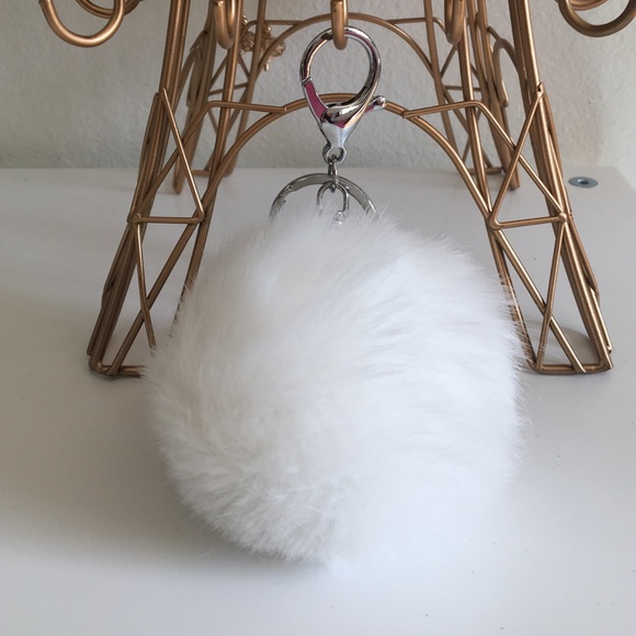 The Trendy Kitten Accessories | Accessories | Bundles 2 Offwhite Fuzzy ...