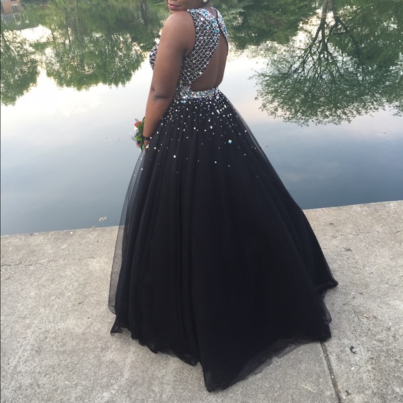 Dresses | Designer Prom Dress From Henris Cloud 9 | Poshmark