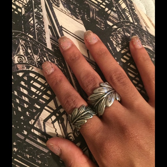 Jewelry | Vintage Two Finger Leaf Ring | Poshmark