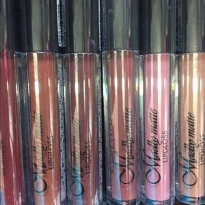 kleancolor on Poshmark