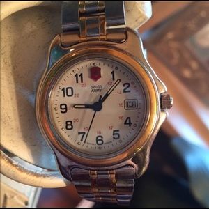 ESO SWISS QUARTZ WATCH Jewelry on Poshmark