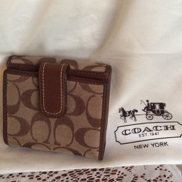Coach | Bags | Authentic Coach Wallet | Poshmark