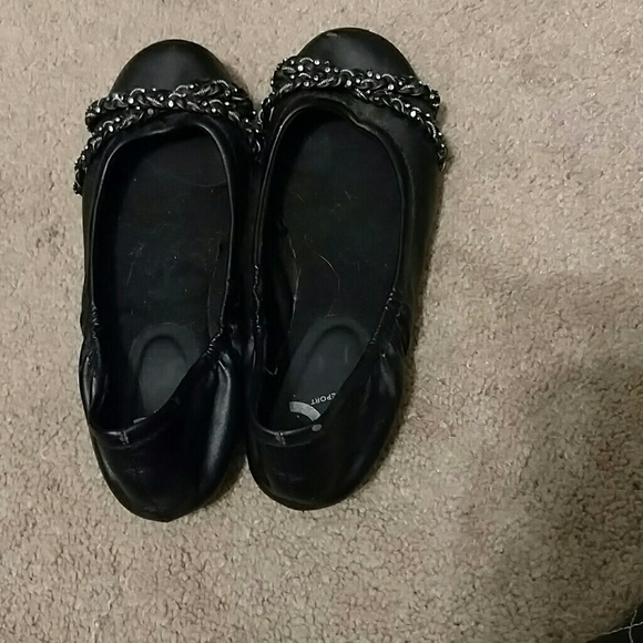 Report | Shoes | Flats | Poshmark