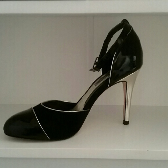 Whbm Black And Gold Patent/Suede Pumps. - Gem