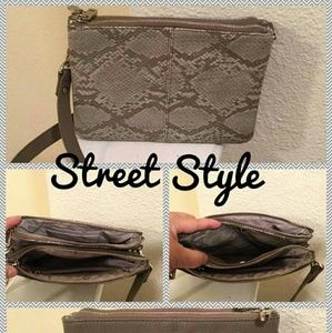 Thirty-one on Poshmark