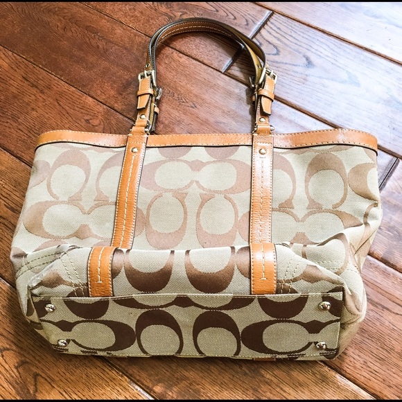 Coach | Bags | Coach Signature Canvas Tote | Poshmark